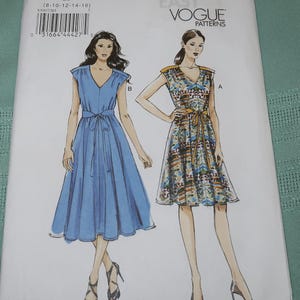 Uncut 8-16 Very Easy Vogue 8807 Dress and Belt Pattern - Etsy