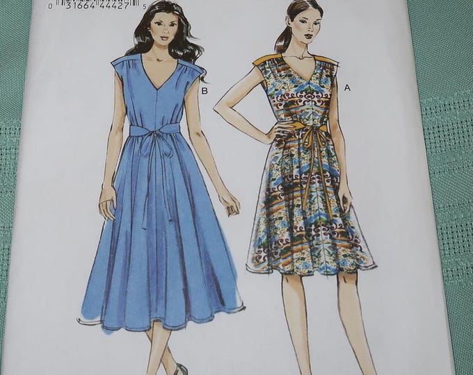 Uncut 8-16 Very Easy Vogue 8807 Dress and Belt Pattern - Etsy
