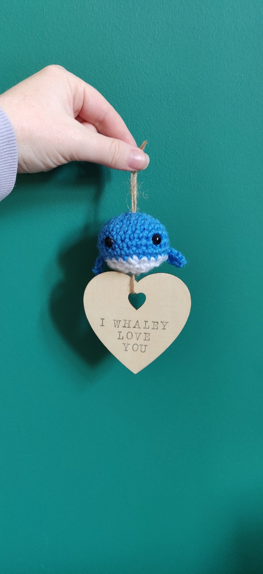 Crochet Blue Whale Sign, I Whaley Love You, Valentine's Gift - Etsy