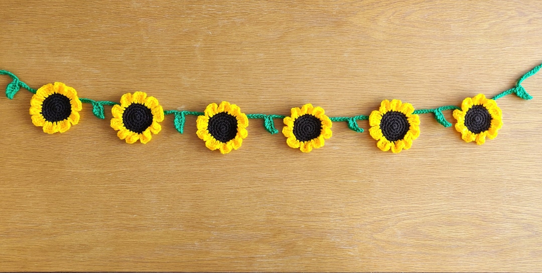 Crochet Sunflower Garland: Yellow Flower Bunting, Summer Decor - Etsy