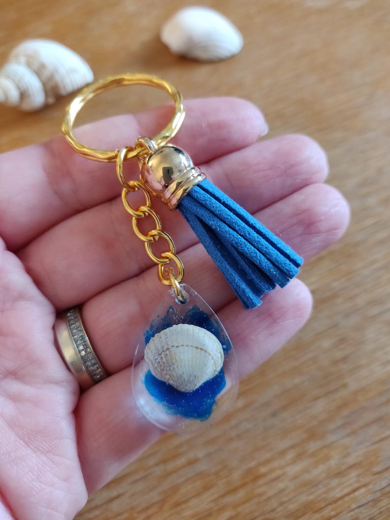 Handmade Resin Shell Keychain, Seahorse Charm, Beach Bag Charm - Etsy