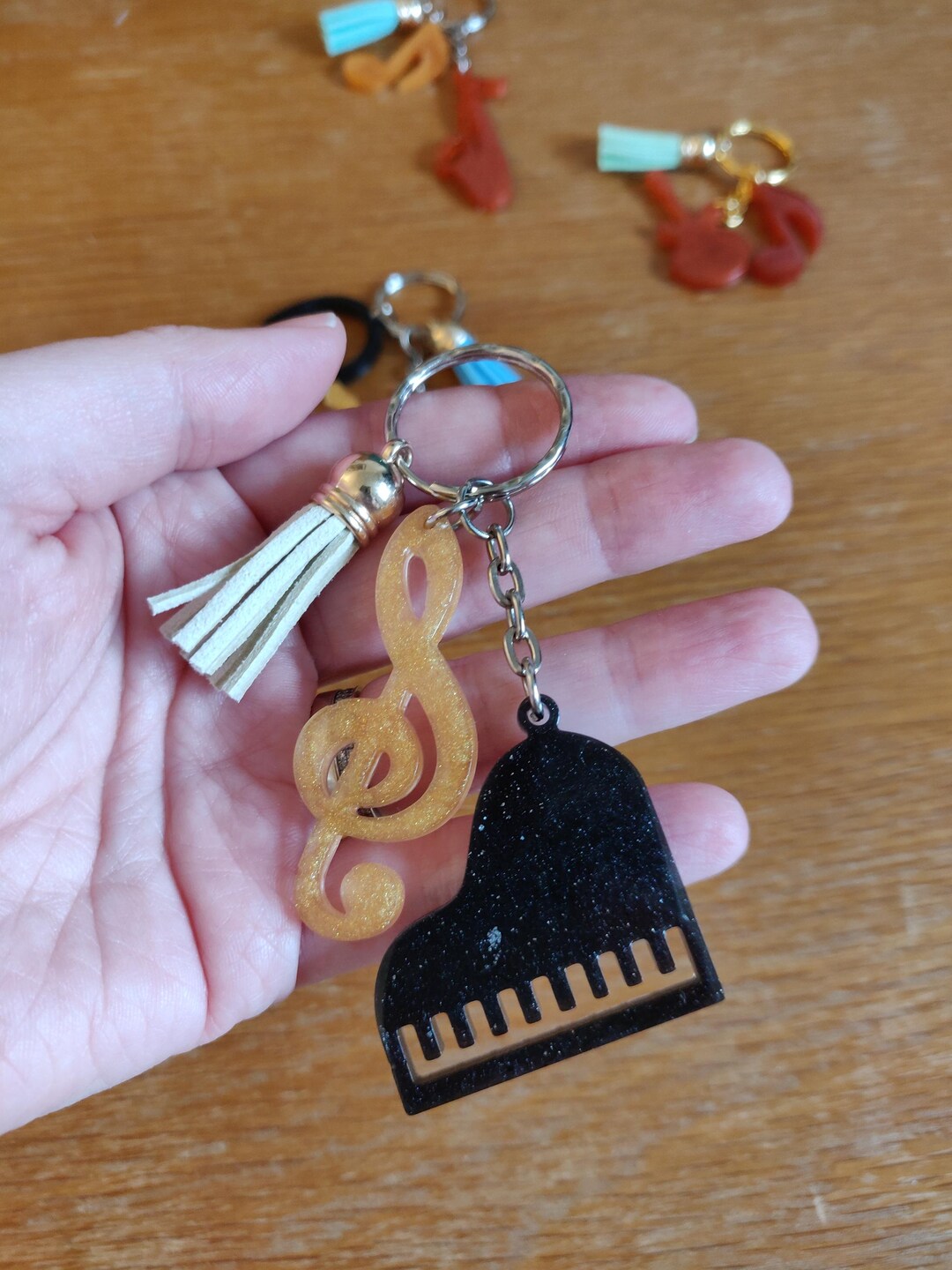 Resin Music Keychain, Piano, Guitar, Harp, Music Teacher Gift - Etsy
