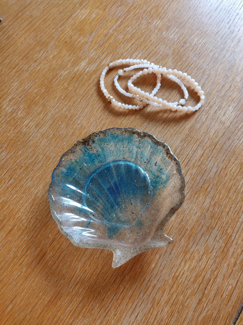 Handmade Resin Shell Keychain, Seahorse Charm, Beach Bag Charm - Etsy