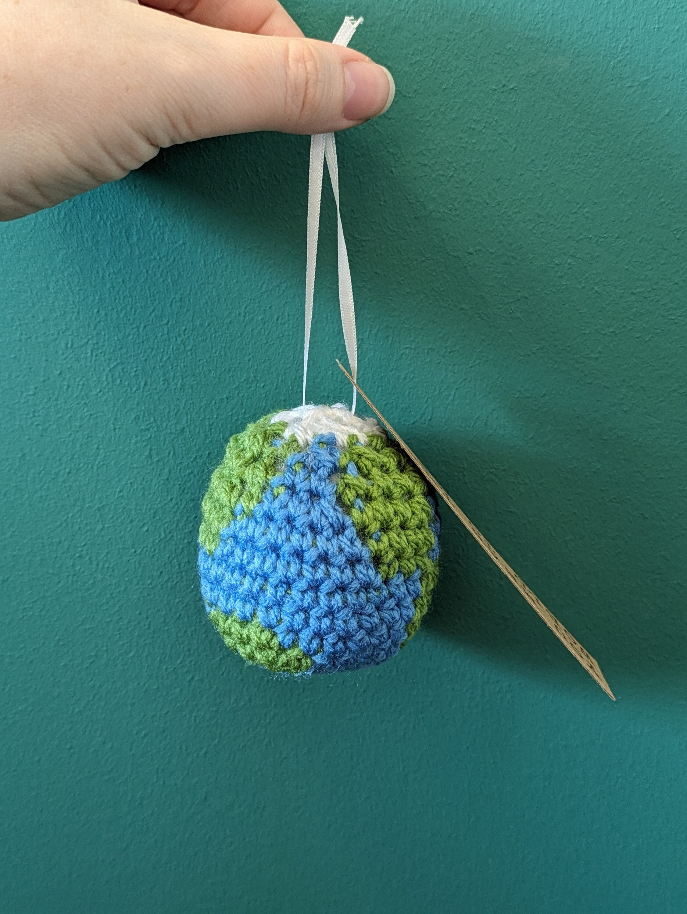 You Mean the World to Me, Crochet Globe, Worlds Best Mum, Dad, Teacher ...