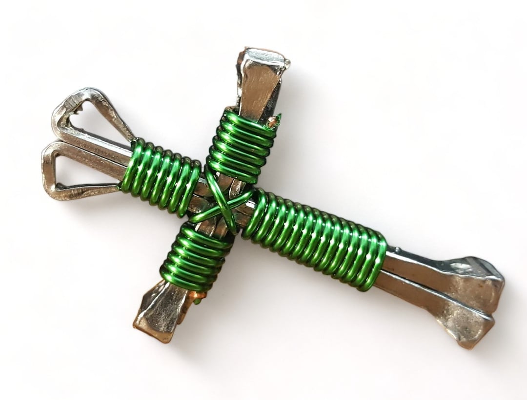 Disciples Cross Necklace Forest Green Adjustable Jewelry Christian Wire ...