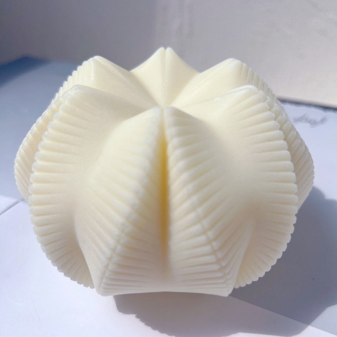 Ribbed Swirl Candle Silicone Mold, Geometric Wave Twirl Silicone Mould ...