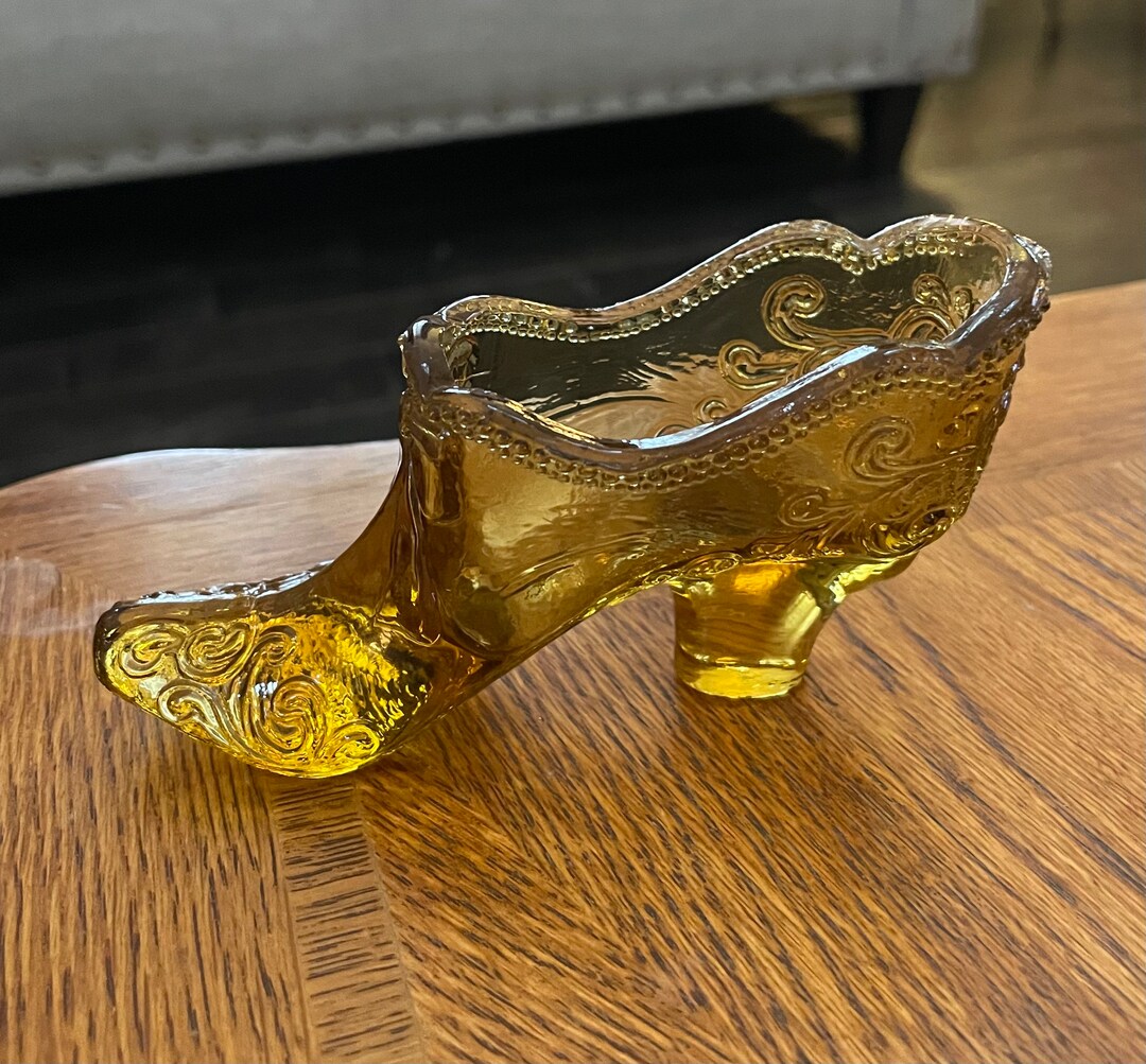 Glass Boot Retro Glassware, Gold Antique Shoe, 60s 70s, Cottagecore ...