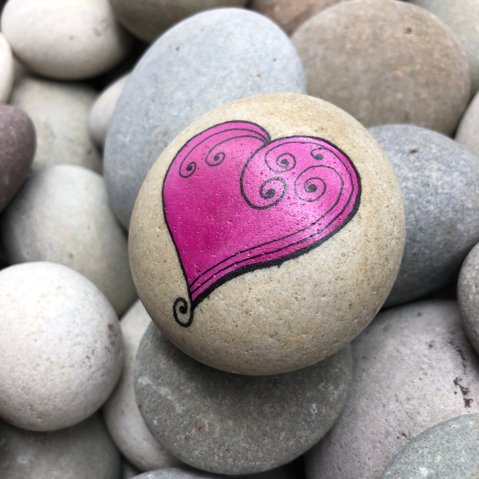 Hand Painted Heart Stones/rocks - Etsy