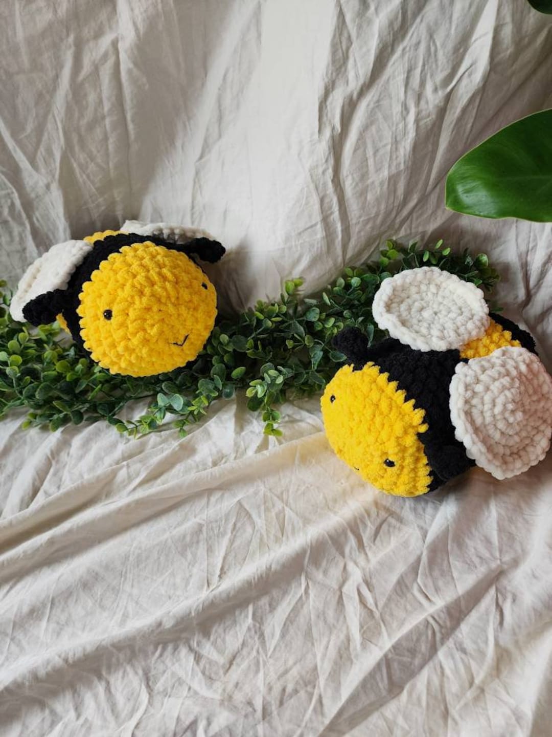Jumbo Crochet Honey Bee Plushie; Large Stuffed Bumblebee Amigurumi - Etsy