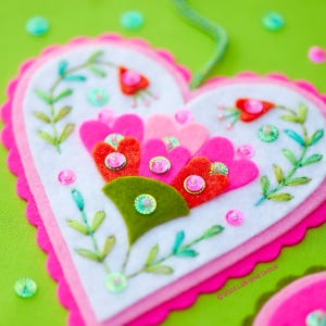 Felt PDF Pattern, Heart Ornaments, DIY Ornament, Valentine's Crafts ...