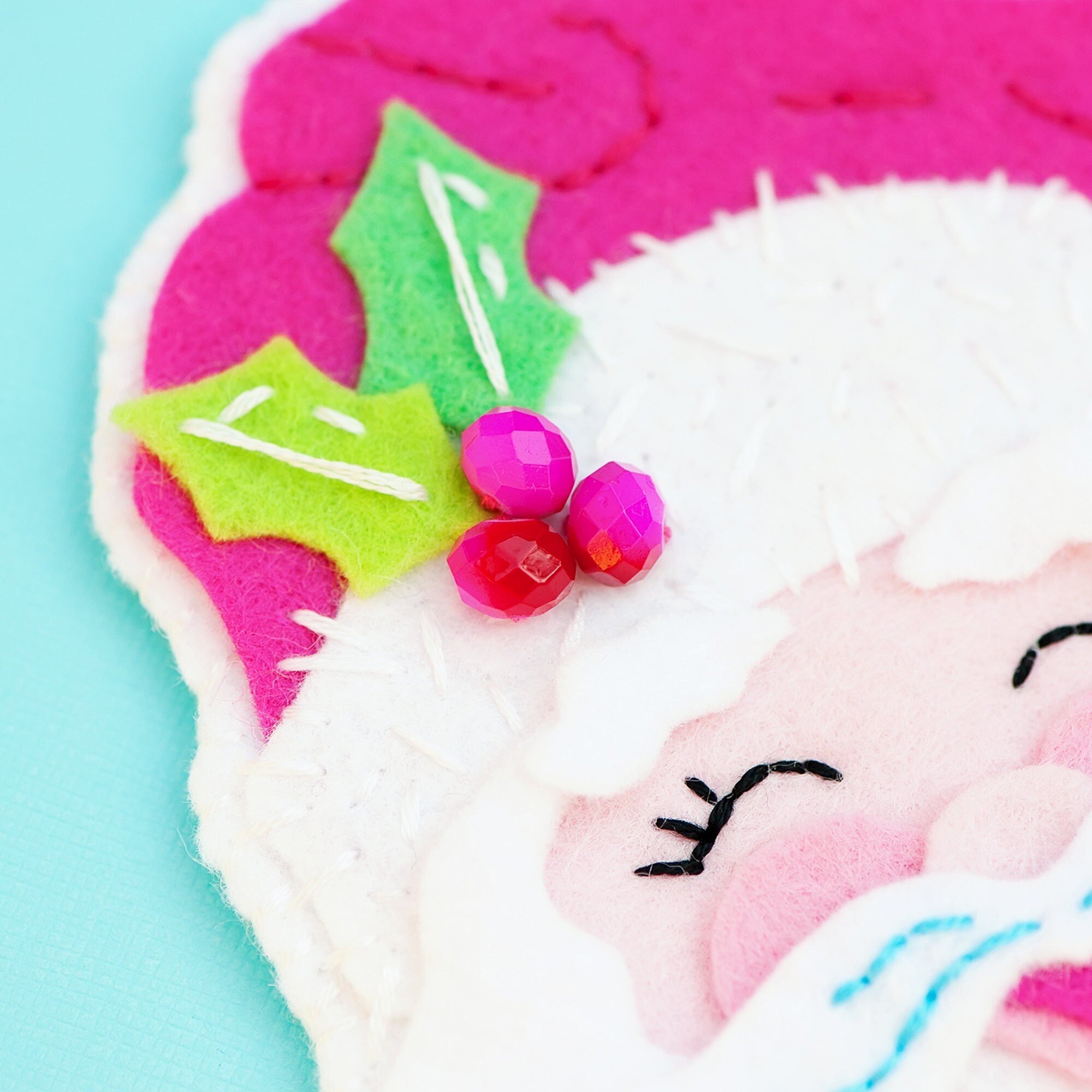 Santa Kit Embroidery Kit Vintage Holiday Felt Ornament Kit - Etsy