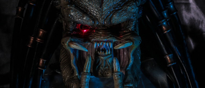 Máscara de depredador | Etsy