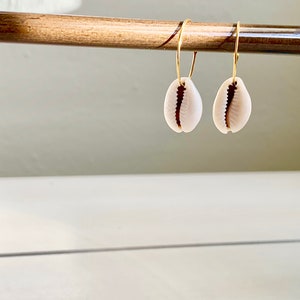 Simple Shell Earrings, Gold Plated Tiny Shell Earrings, Minimalist ...
