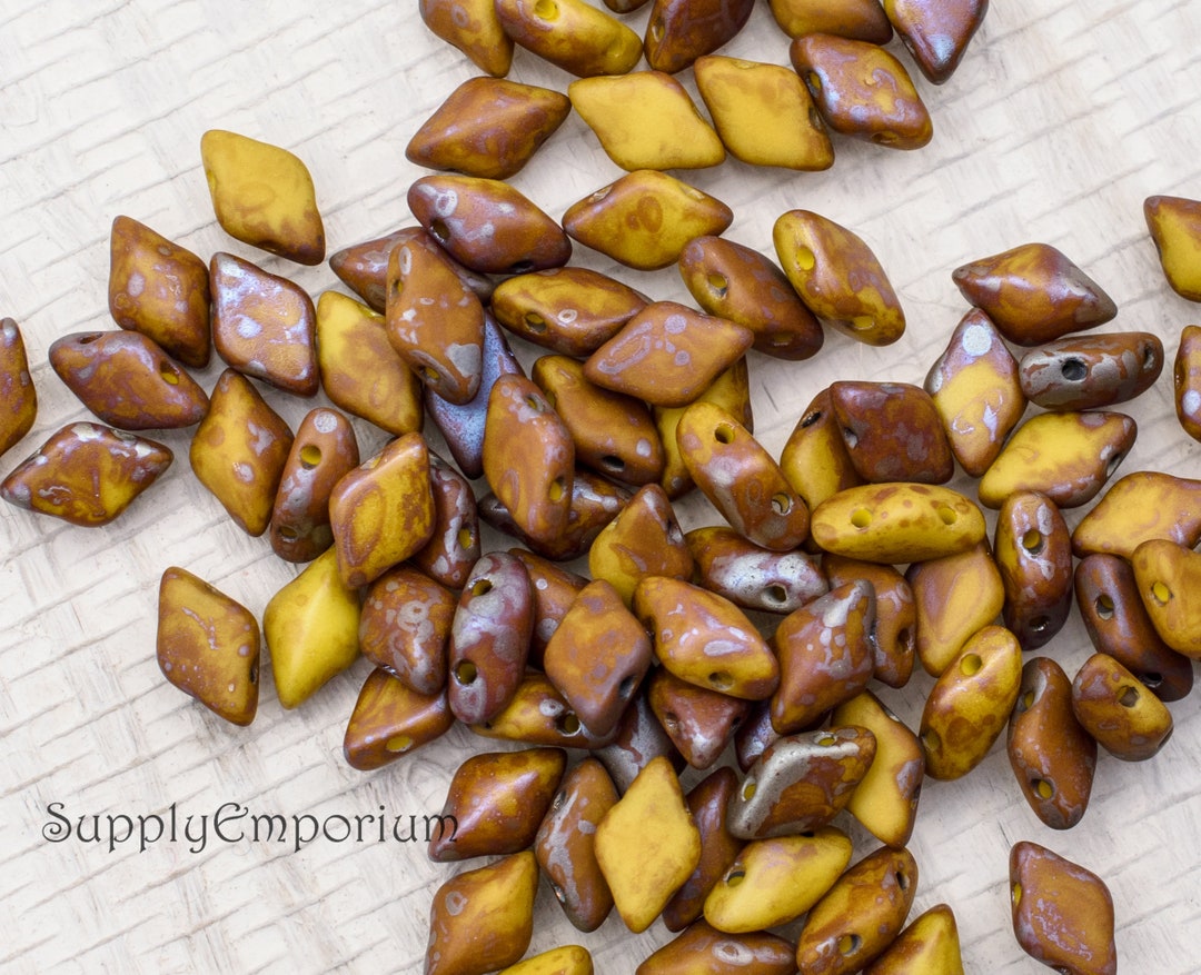 GEMDUO Matte Lemon Rembrandt Two Hole Diamond Shaped Beads Matte Lemon ...