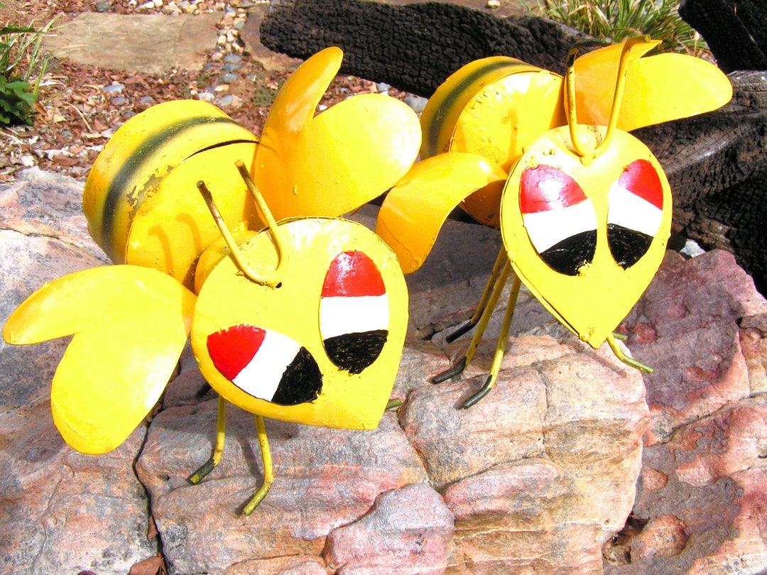 TWO Metal Bumble Bees to Accent Garden, Junk Iron Yard Art - Etsy