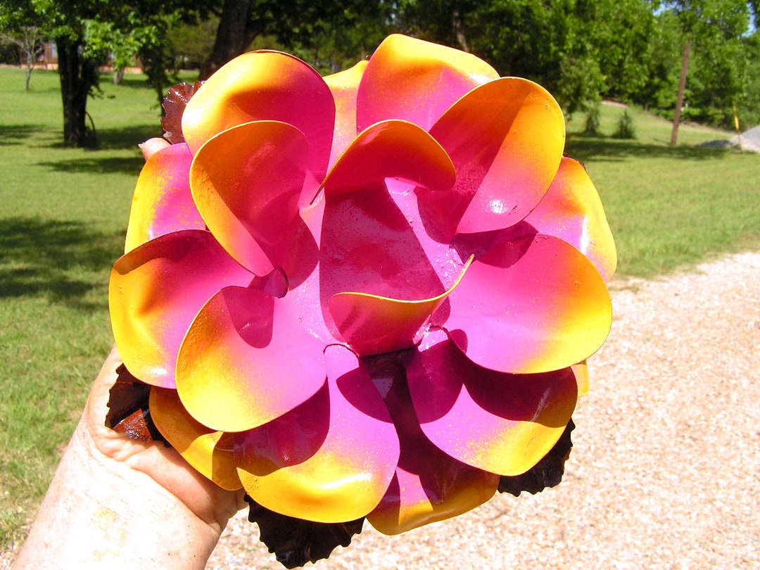 EXTRA Large Metal PINK Rose With Leaves, Flower for Accents ...