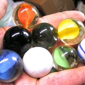 8 LARGE Glass Marbles, New Old Stock, Set 222 - Etsy