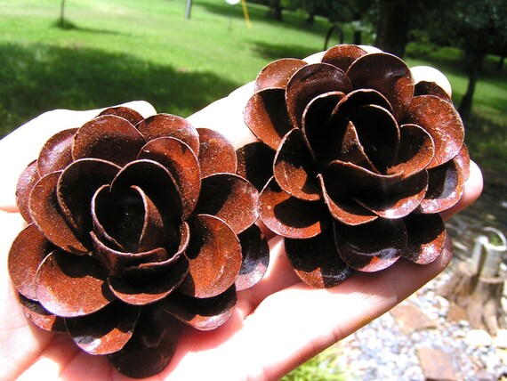 TWO Large Rusty Roses Metal Flowers for Accents | Etsy