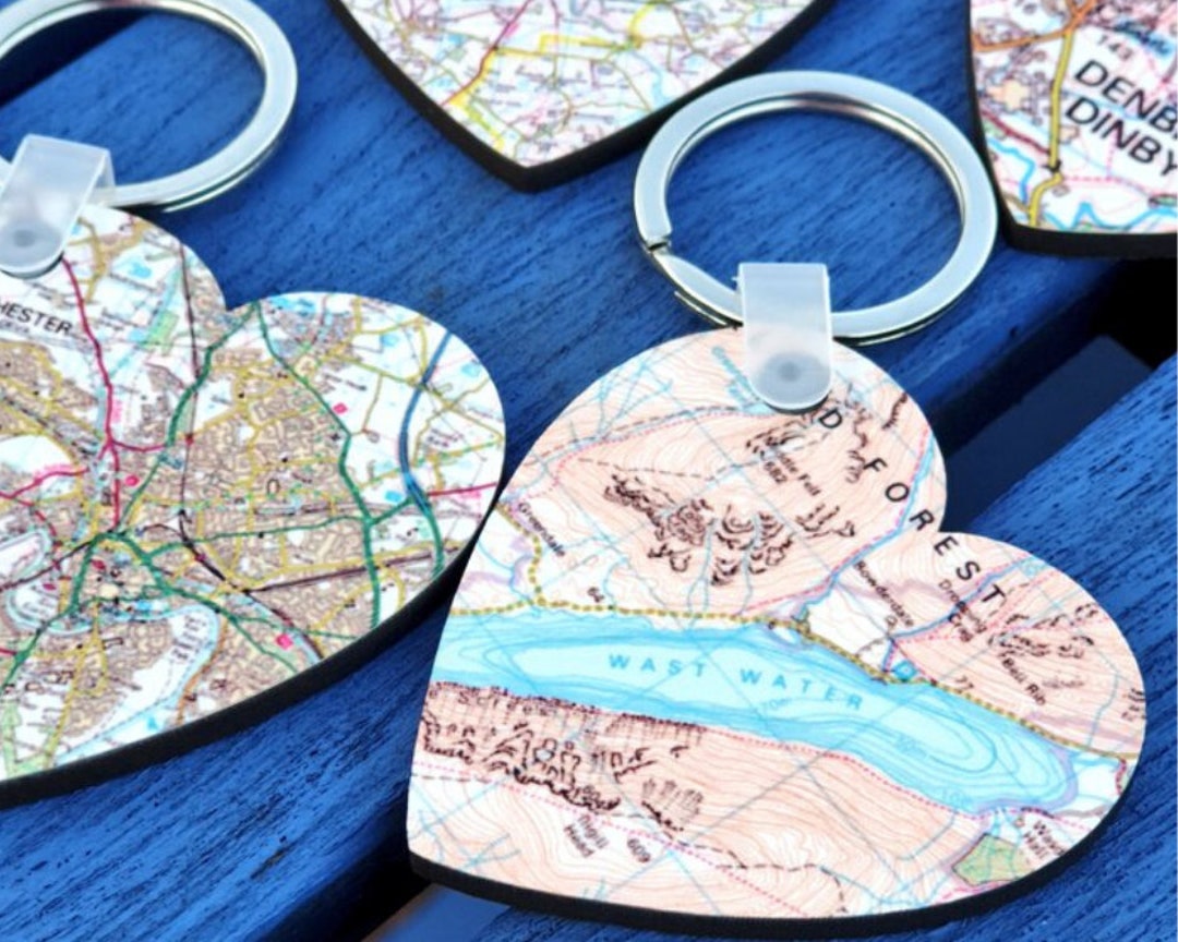 Personalized Map Heart Keyring: Double-sided Location Keyfob - Etsy