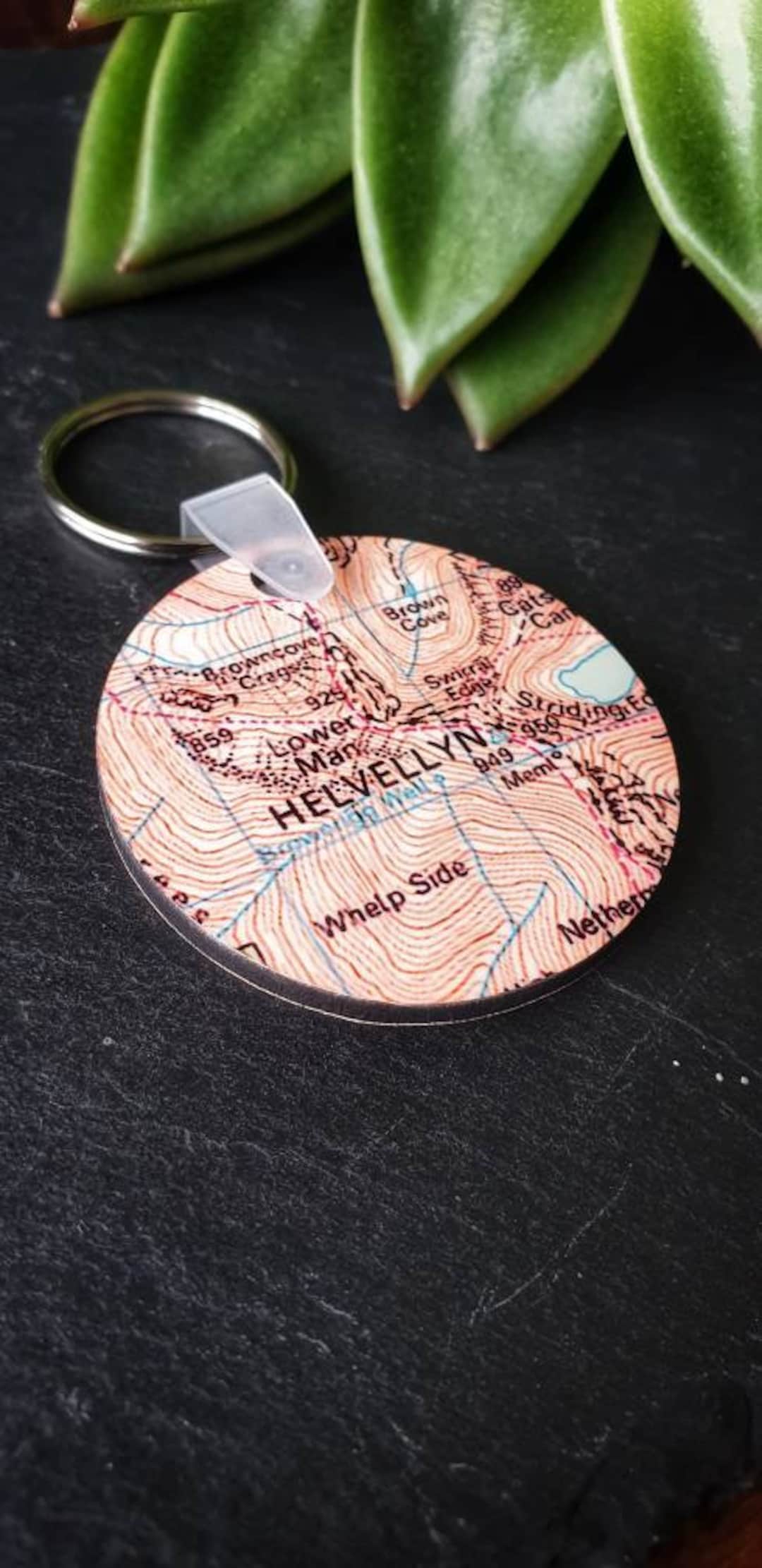Personalized Map Keyring: Postcode Location Gift - Etsy
