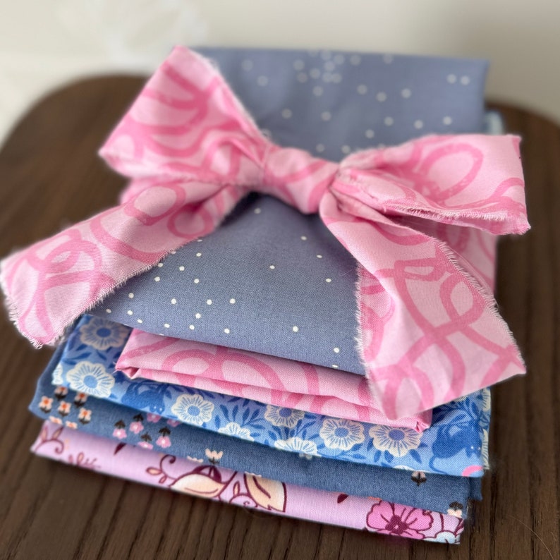 Lovelace - Throw Size Quilt Kit - Etsy