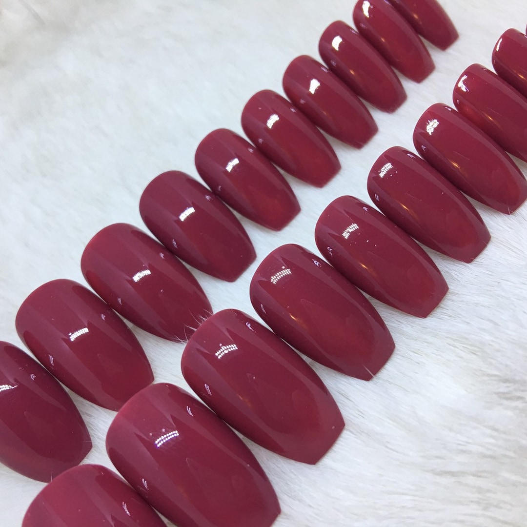 Set of 20 Handpainted Mauve Berry Nails | • CHOOSE YOUR SHAPE • Press ...