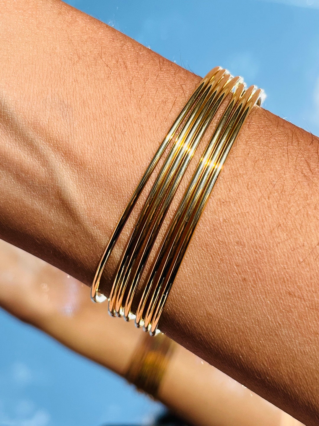 Minimalist Gold Bangle Set of 5, Thin Gold Filled Bangle Bracelet ...