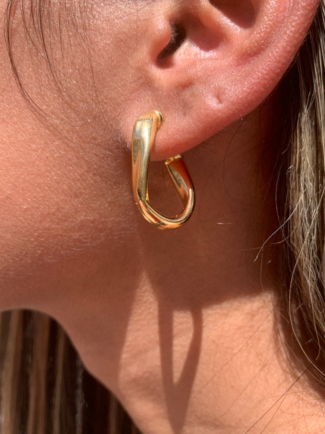 18K Gold Filled Twisted Loop Hoops, Irregular Shaped Hoop Earrings ...