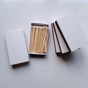 4.33" Plain White Matchbox, Striker From One Side, Wooden Matches ...
