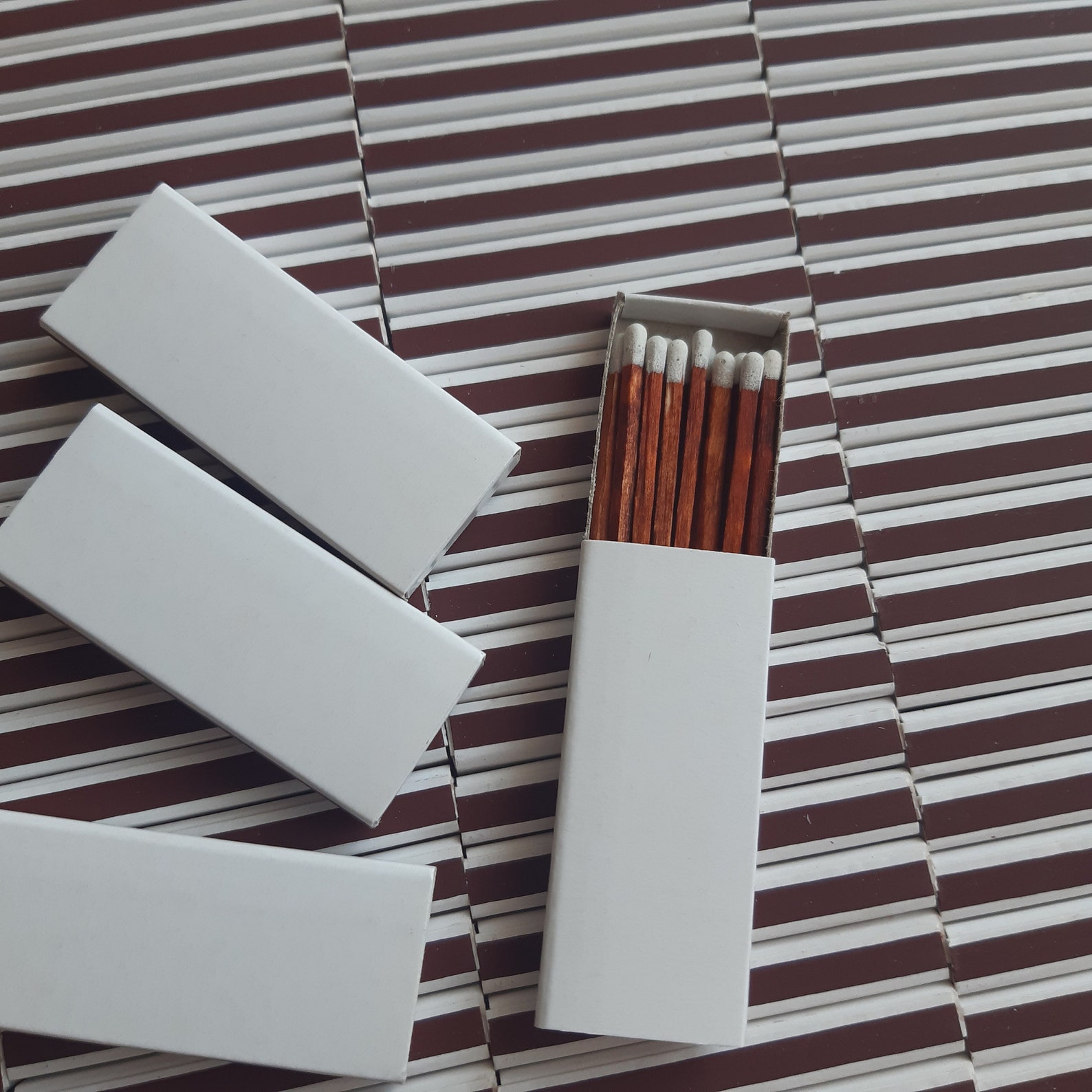 Plain White Matchboxes With Brown Sticks (25 Pack) - Etsy