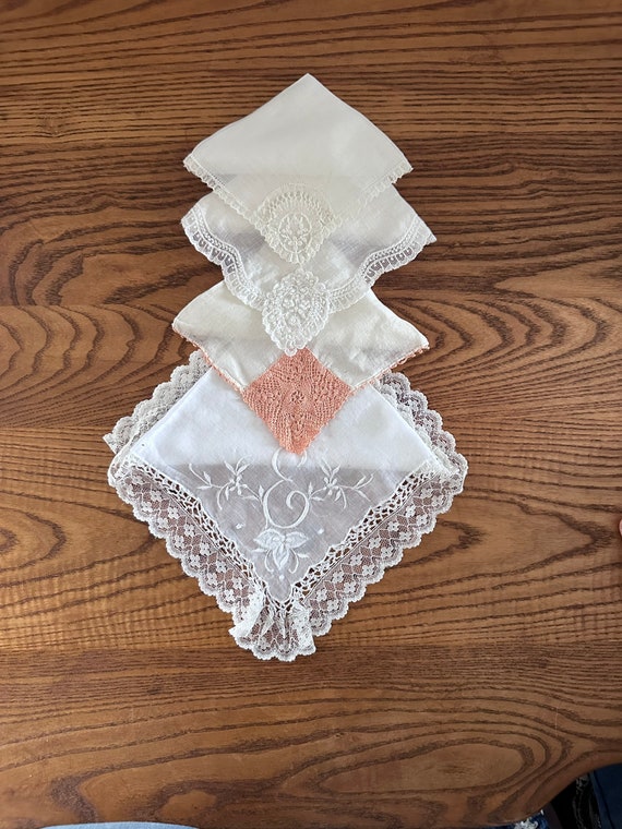 4 hankies with aqua - Gem