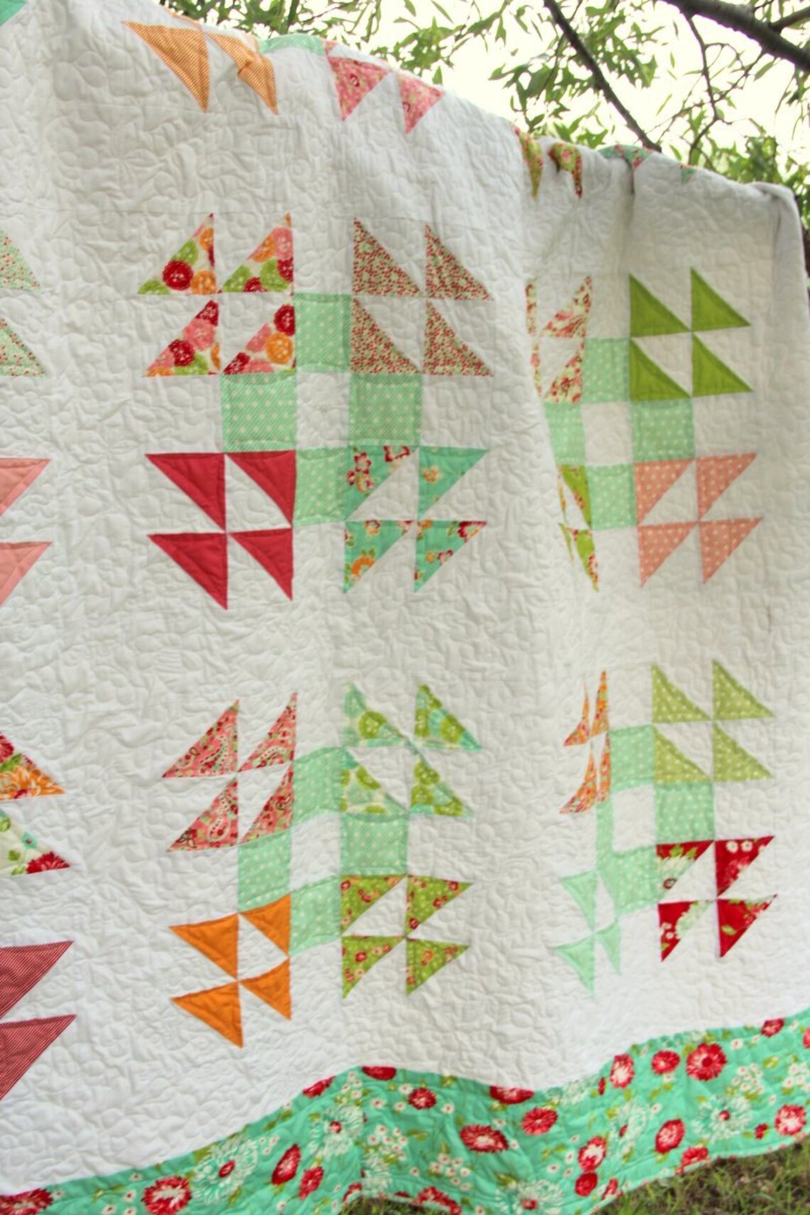 Robin's Nest Quilt Pattern - Traditional Single Wedding Ring Block Made ...