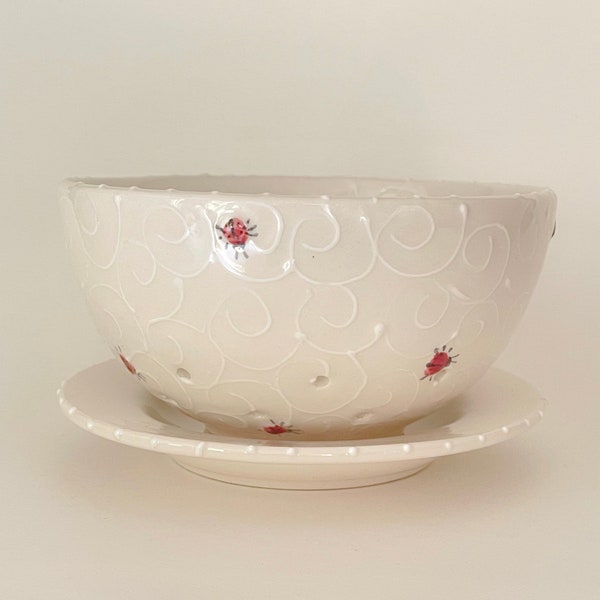 Ceramic Berry Bowl - Etsy