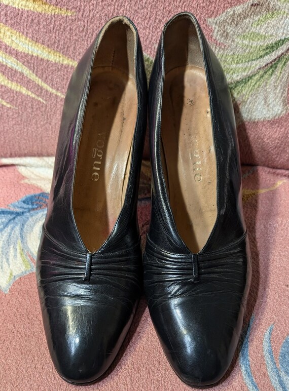 Vintage 1940s "Vogue" Black Heels/Pumps - Gem