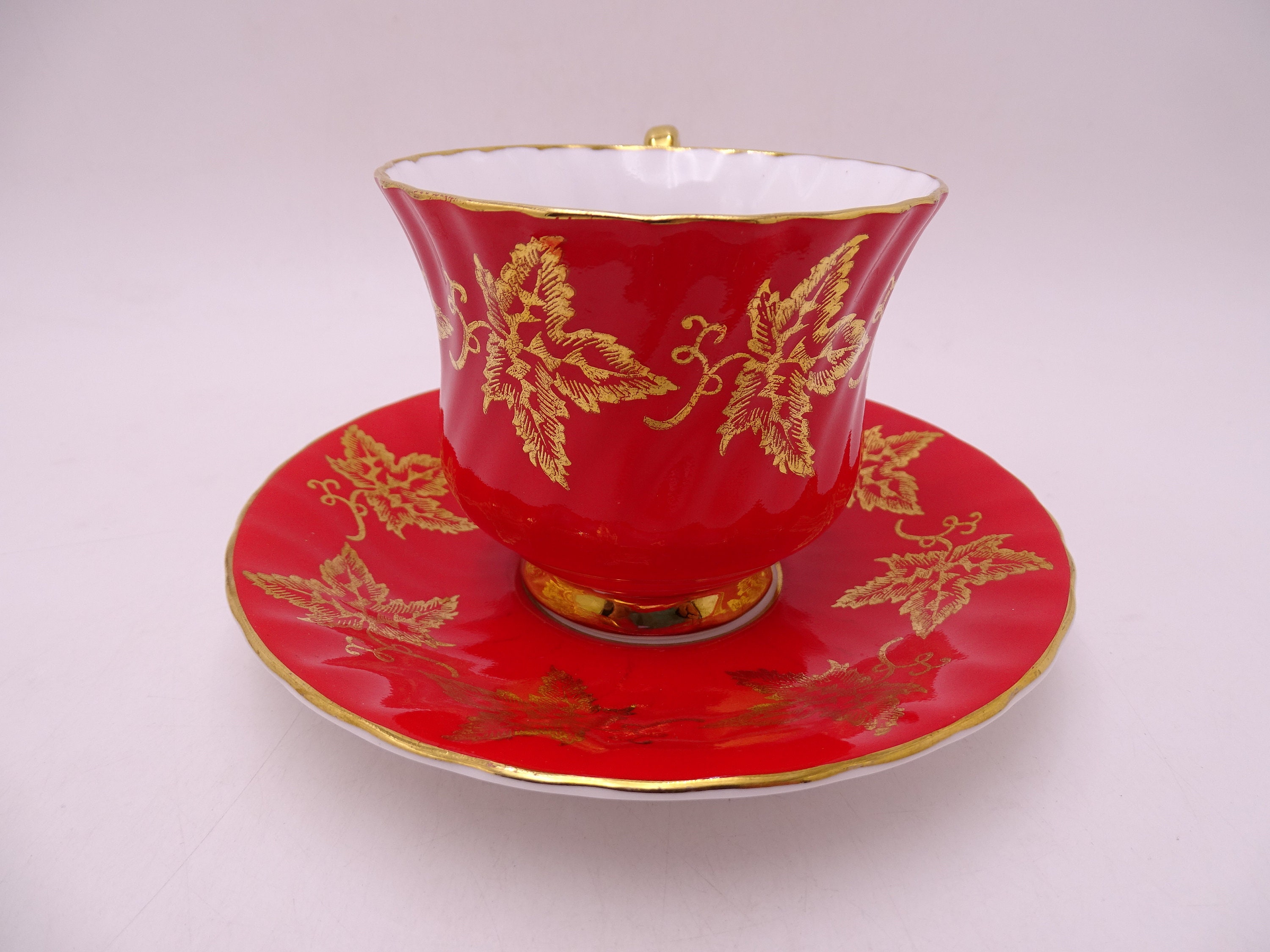 Vintage 1940s H&M Sutherland English Bone China Red and Gold Teacup and ...