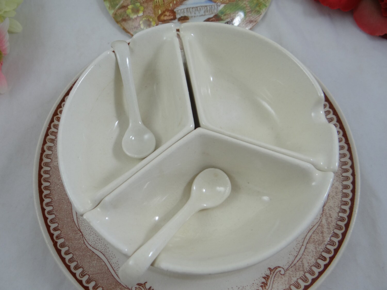 Vintage Covered 3 Segment Round Condiment Serving Relish Dish - Etsy