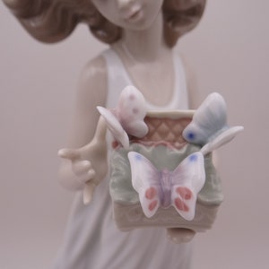 Vintage Lladro Large Figurine "butterfly Treasures" #6777 With Original ...
