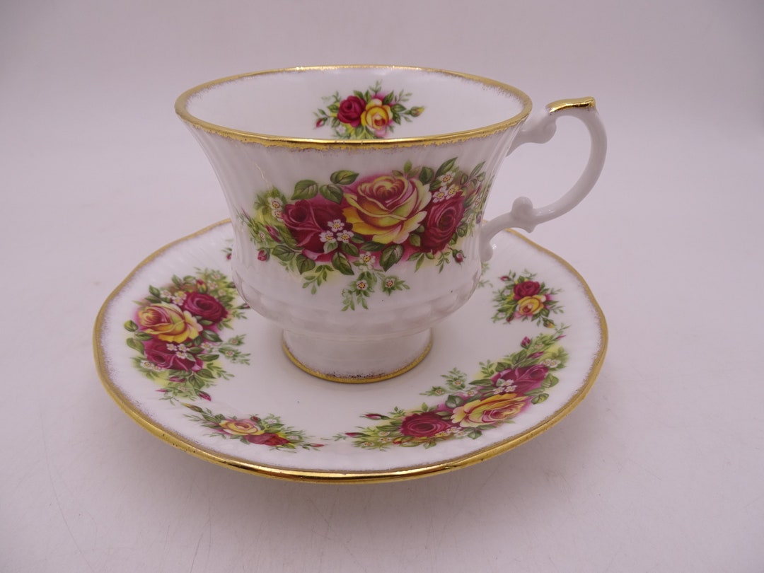 1960s Vintage Elizabethan English Bone China Rose Bouquet Teacup and ...