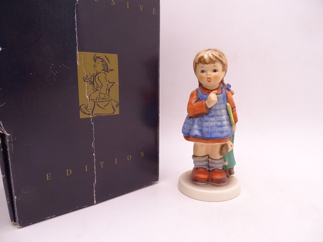 Vintage Goebel MJ Hummel Collectors Club "i Wonder" Girl Figurine ...