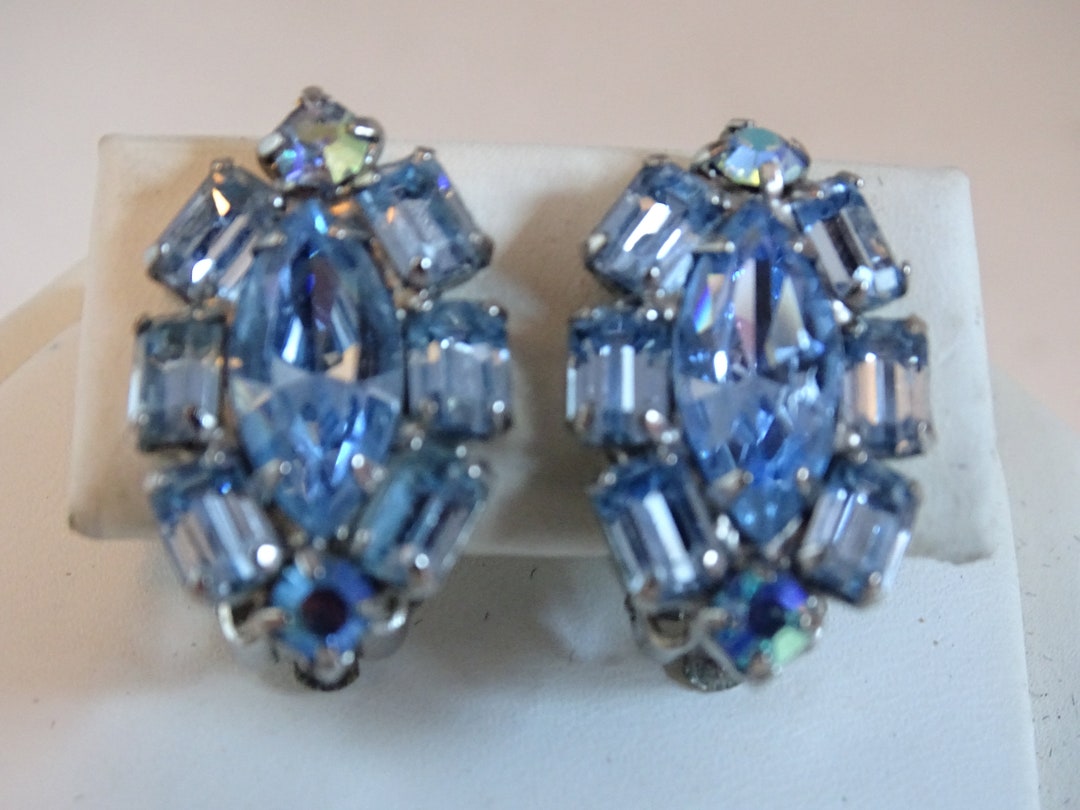 Weiss Blue Oval Shaped Rhinestone Clip Earrings With Blue Marquis ...