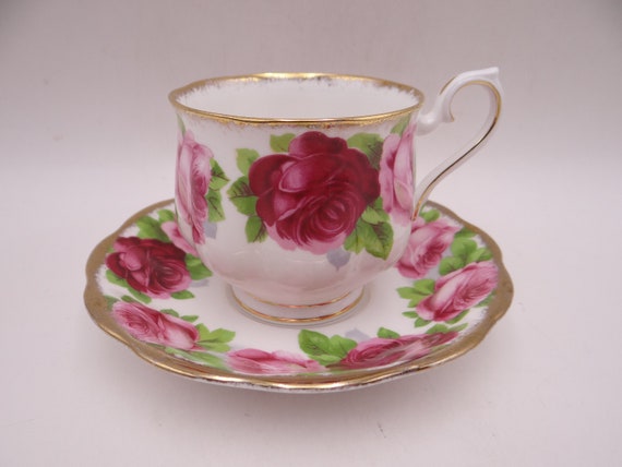 Kitchen & Dining Drink & Barware Flowers of the month March Royal ...