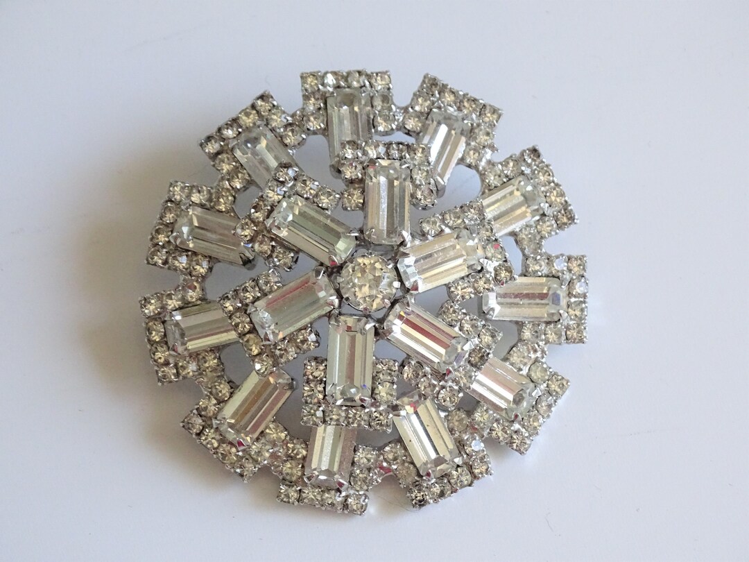 Stunning Weiss Clear Faceted Round Brooch Pin With Emerald Cut and ...