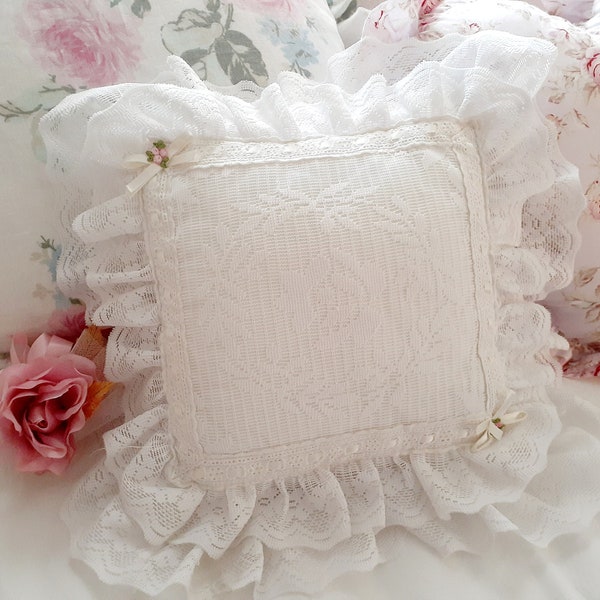 Vintage Lace Pillow - Etsy