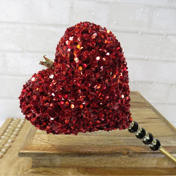 Queen of Hearts - Etsy