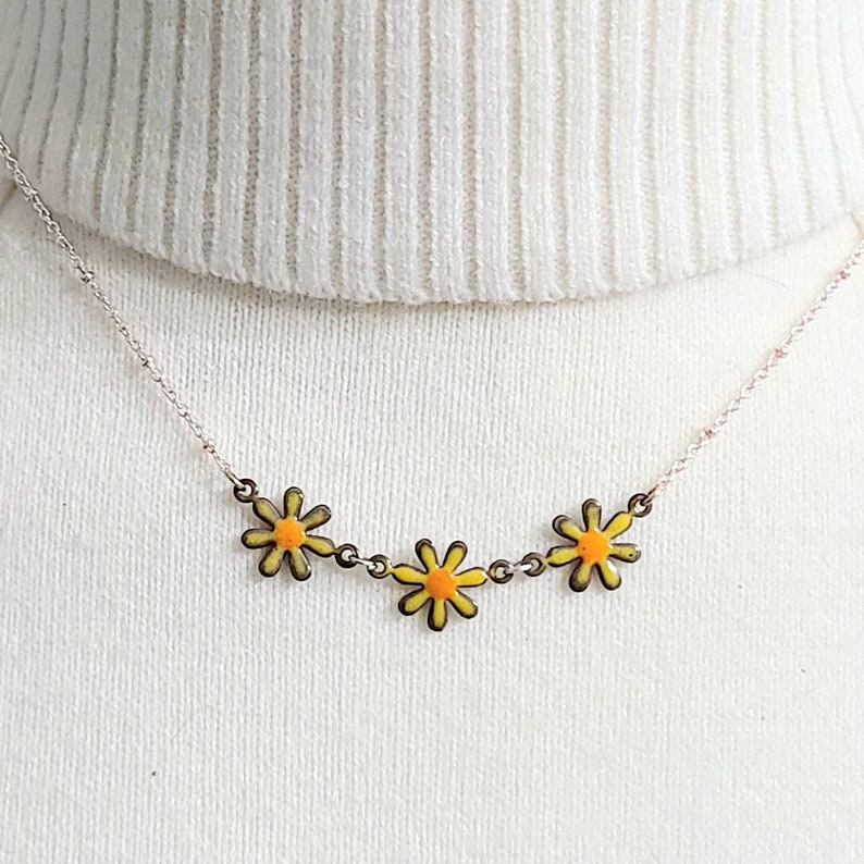 Daisy Chain Necklace Copper Enameled Daisy Necklace Flower - Etsy