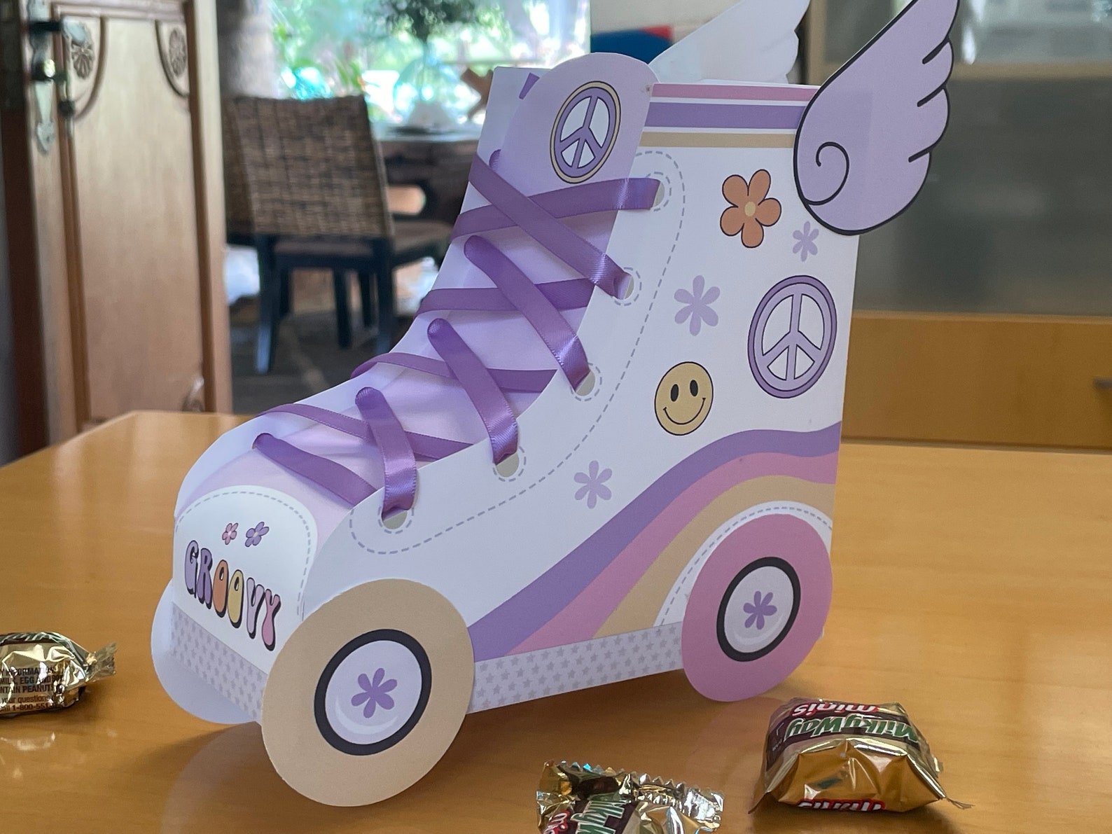 GROOVY Roller Skate Party Favor Boxes / Skate Favors Treat Box ...