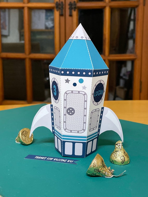 Outer space party rocket favor boxes / Space party favors / Astronaut ...