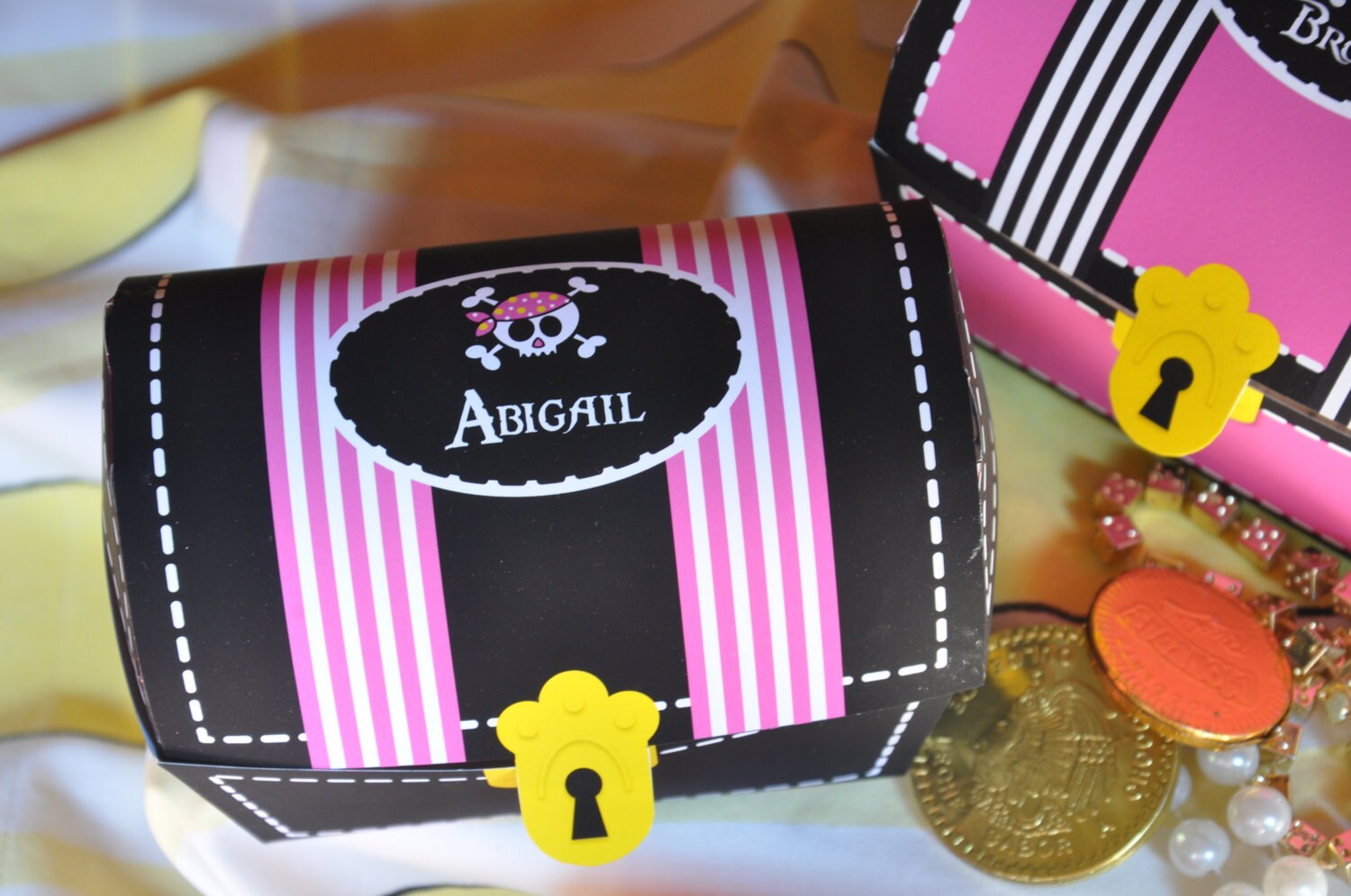 Pirate Party treasure chest favor box / pirate party favors / | Etsy