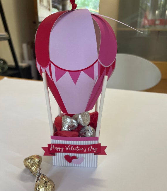 Valentine's Day Hot Air Balloon Favor Box / Valentines Day | Etsy