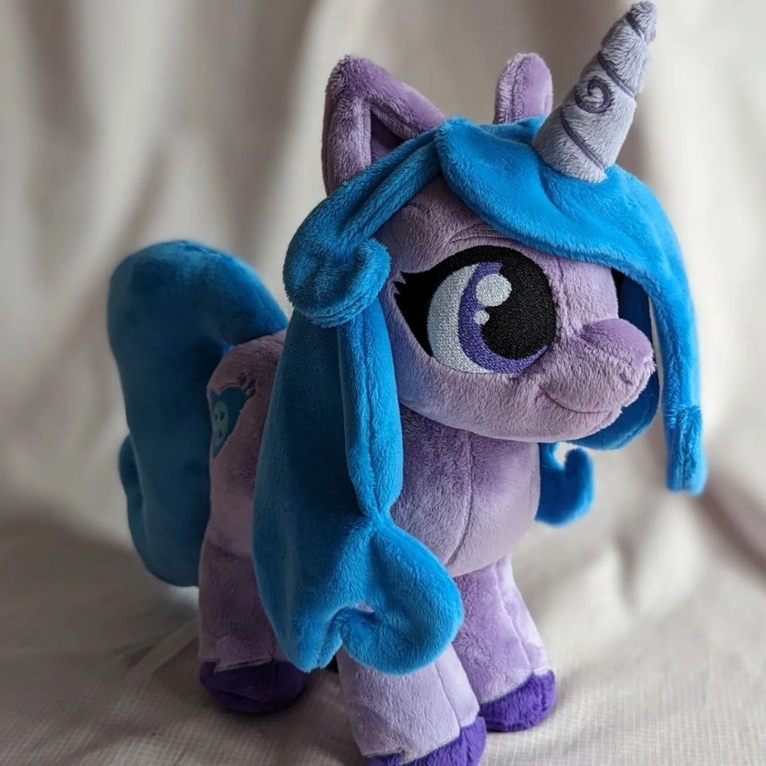 Made to Order: Izzy Moonbow My Little Pony A New Generation Plush Toy ...